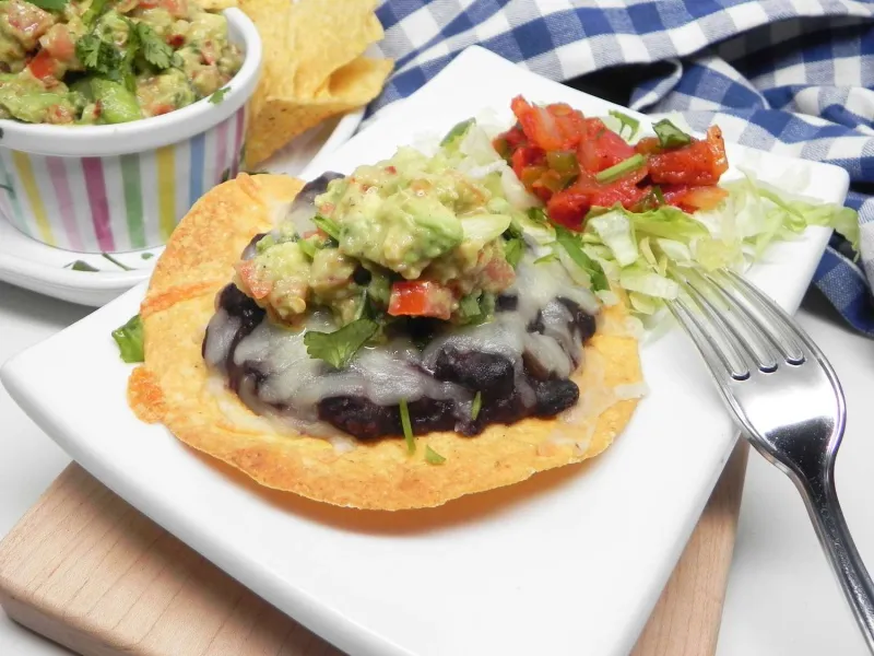 Receta de Tostadas de Frijoles Negros