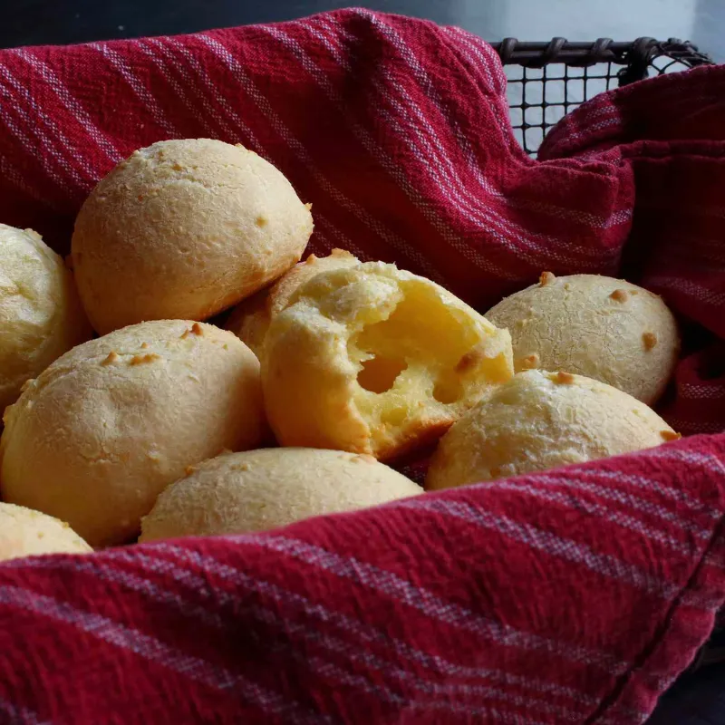 Receta de Pão de Queijo del Chef John (pan de queso brasileño)